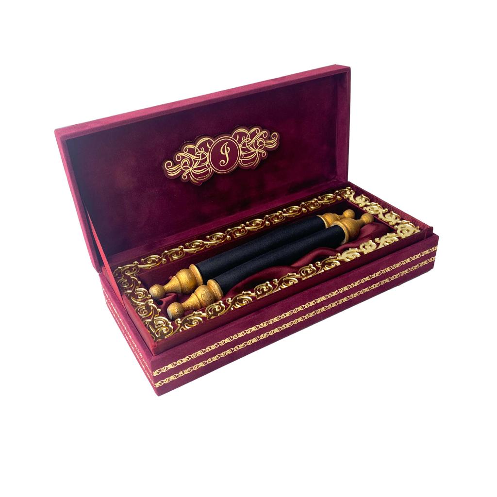 Regal Burgundy Scroll Invitation – Upani